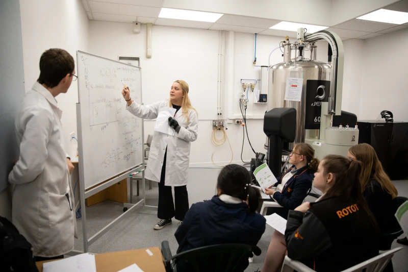 Science outreach activities on campus :: University of Waikato
